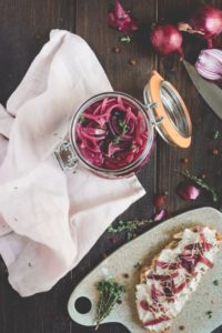 Pickles d'oignons rouges - Rose Citron